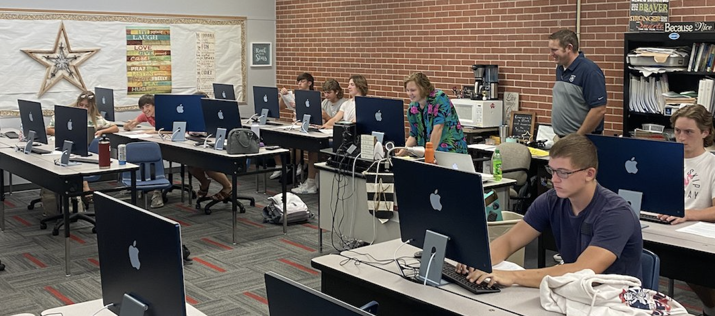 Report Shows Schools Tackling Social Media Issues by Allowing Students ...